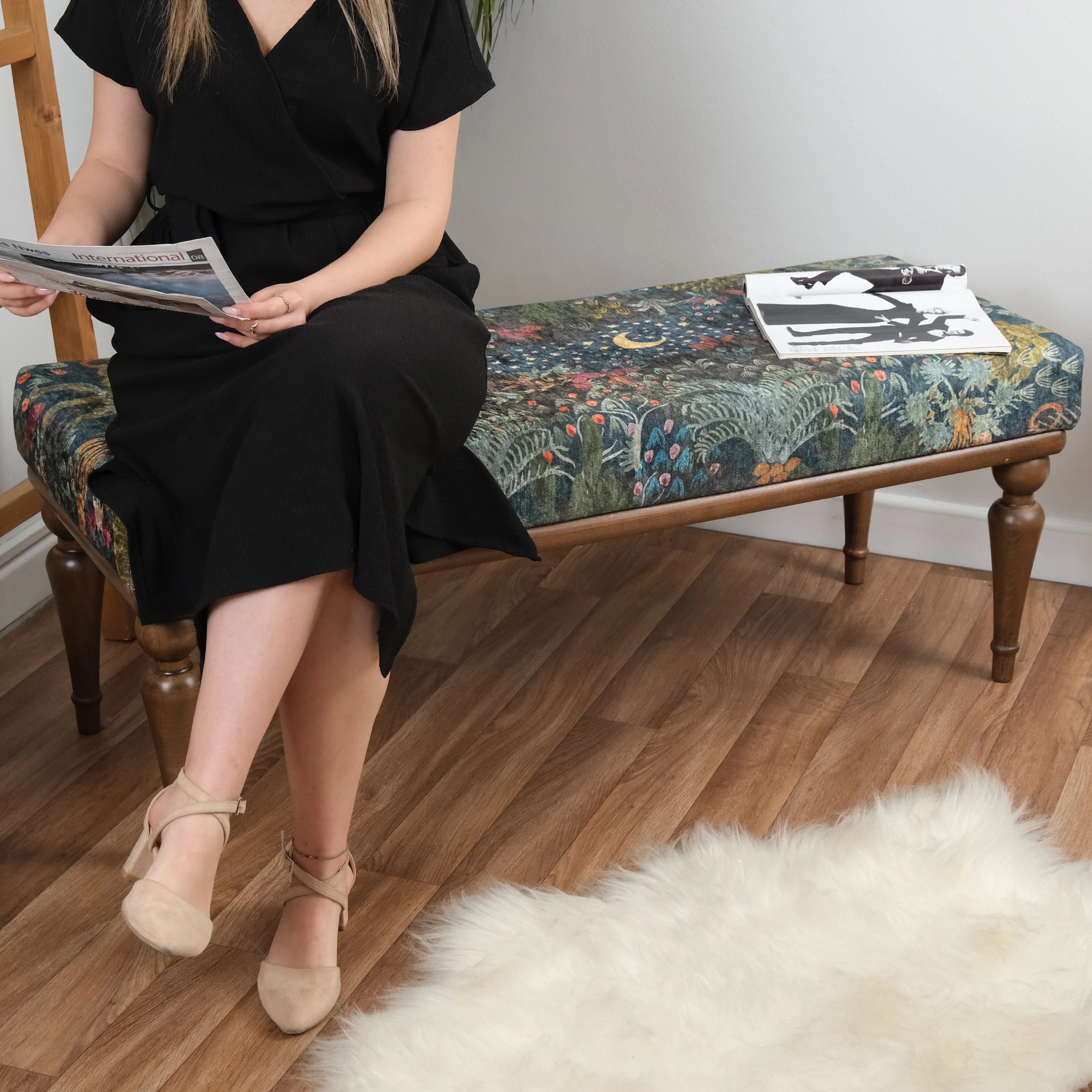 Cozy and Elegant Bench: Ottoman Elegance Meets Comfort